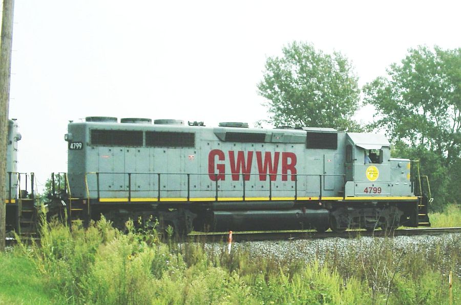 GWWR-KCS GP 40-2